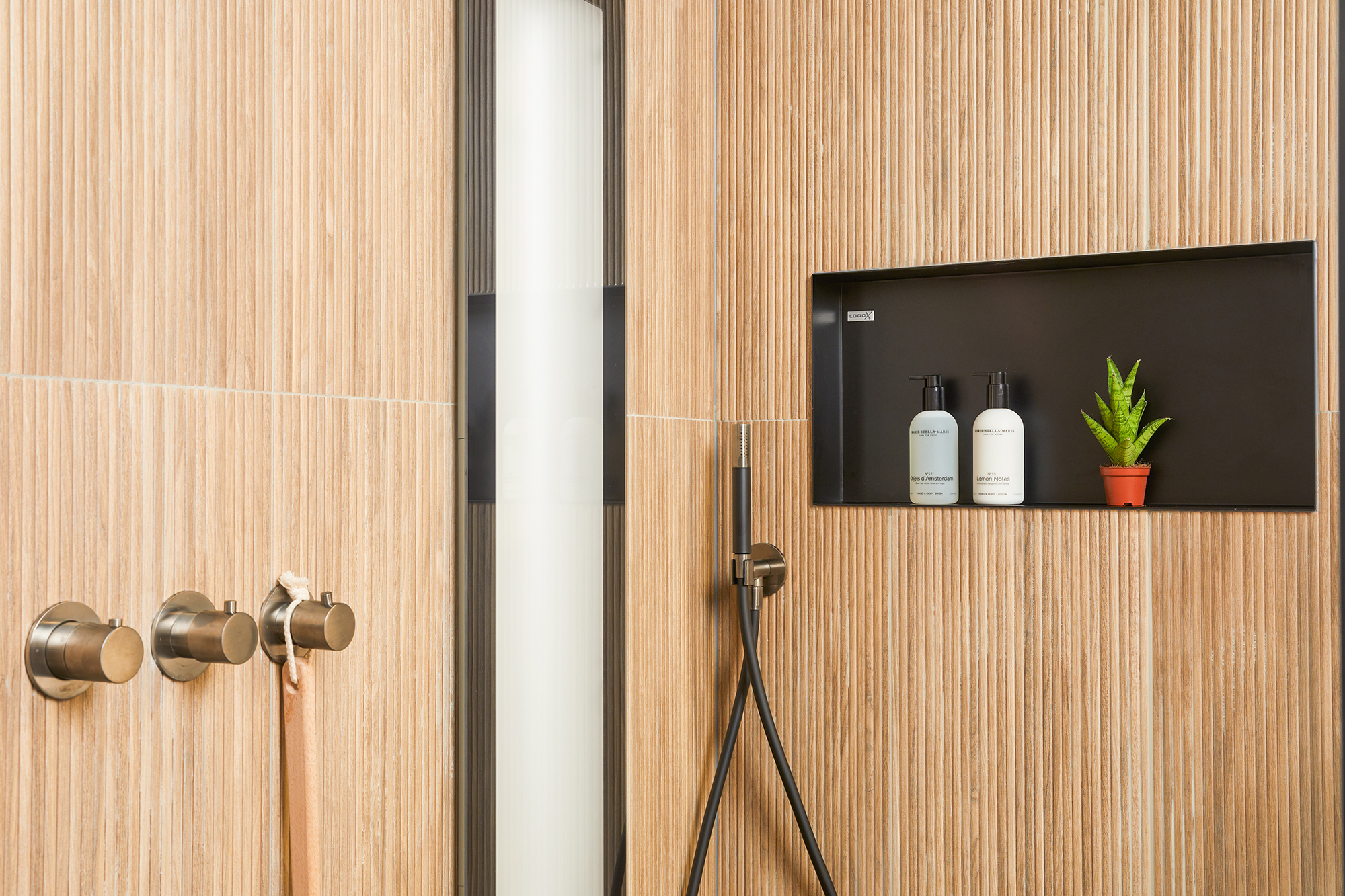 Get inspired - Sunshower